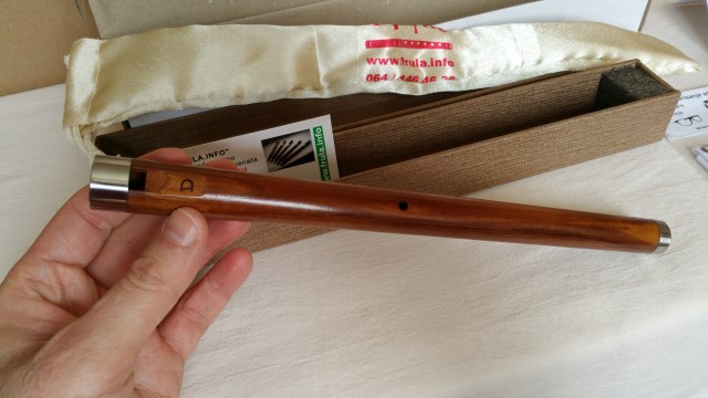 E - jednodelna frula - Profesionalna