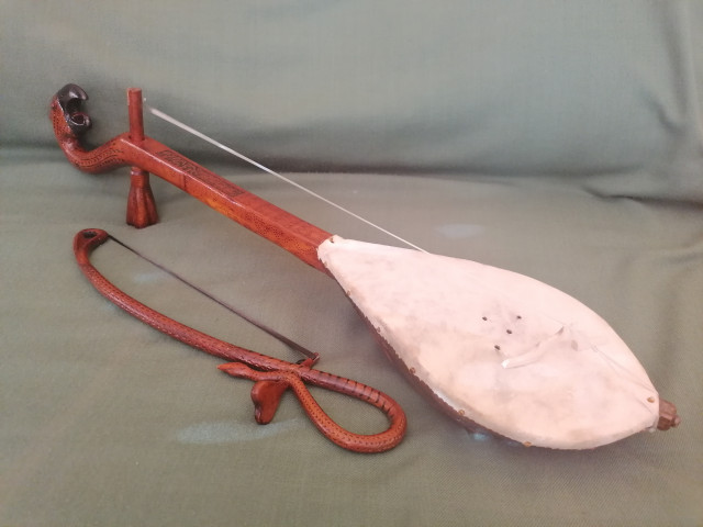 GUSLE ANTIK - "Orlov kljun" - GRB SRBIJE