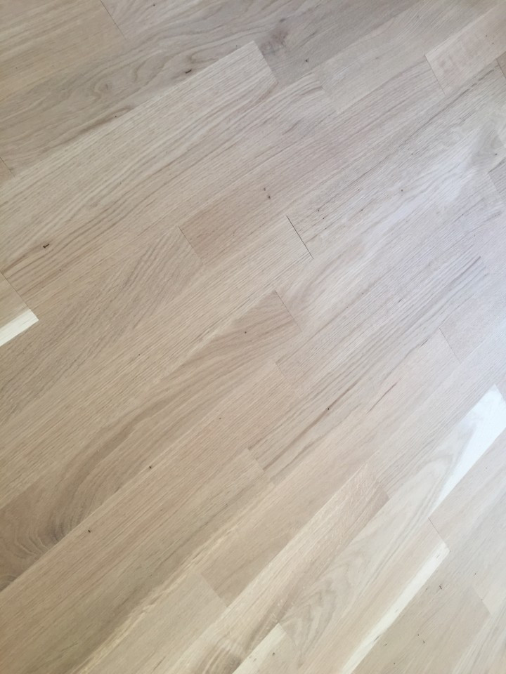 Parchet Stejar Masiv 70/21mm Rustic IND