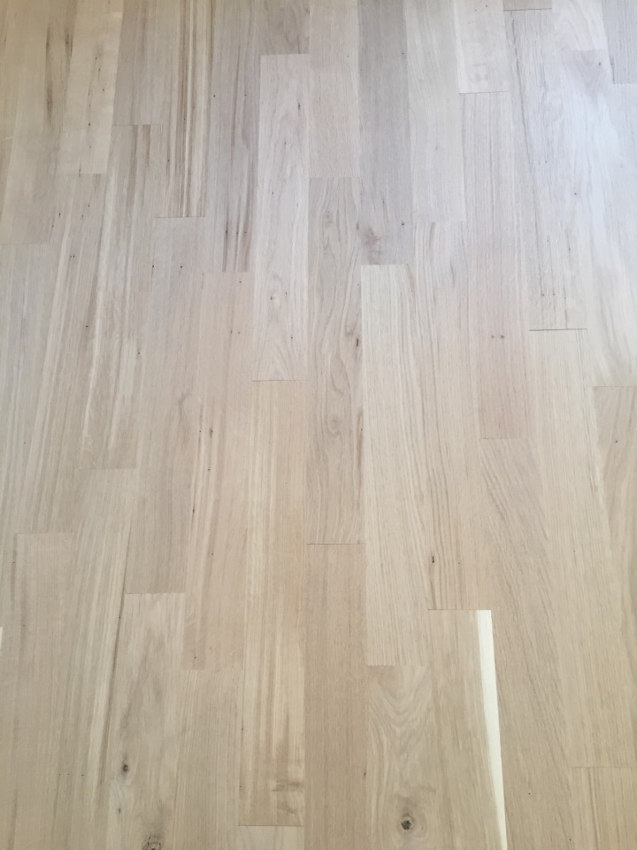 Parchet Stejar Masiv 70/21mm Rustic IND