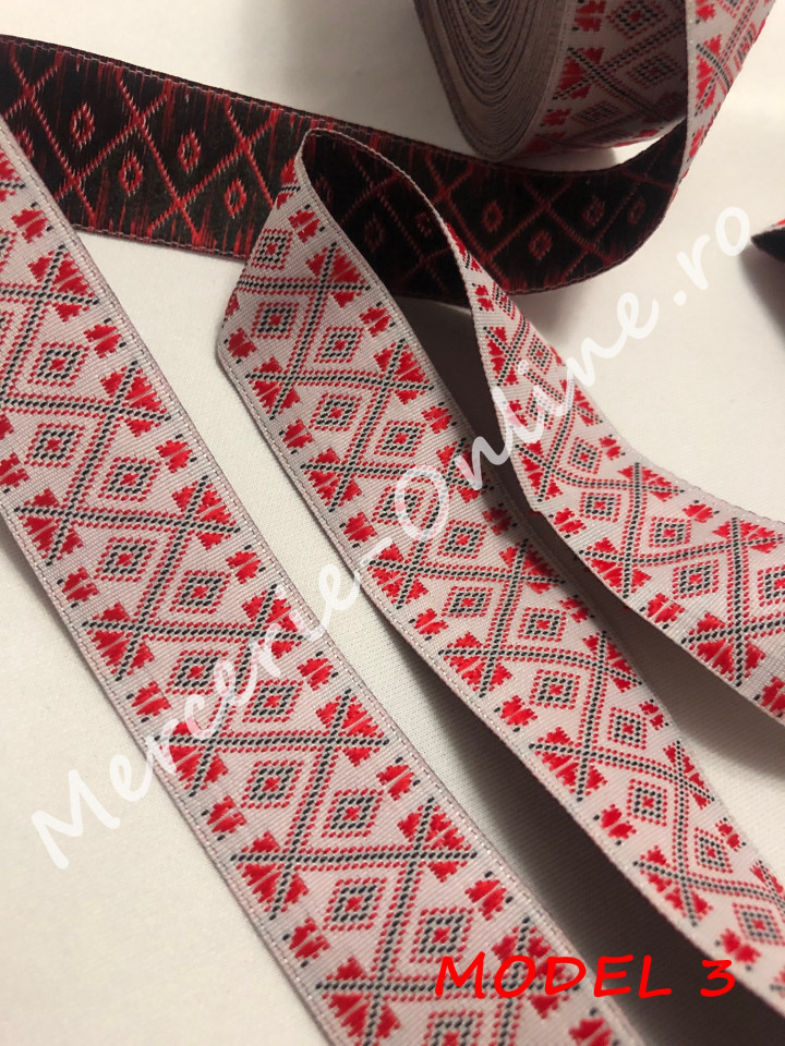 Banda motive traditionale, cca 2.5cm (10metri/rola) Cod:1151