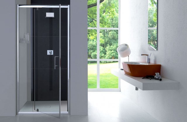 BOX DOCCIA CENTRO STANZA CON PORTA A PIVOT "PB40"