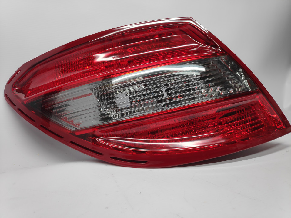 Farolim Esquerdo Fumado Mercedes W204 C Class Berlina 07-10