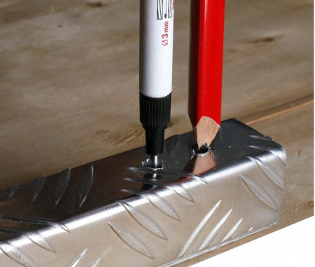 Marker permanentni tanki - crni FESTA