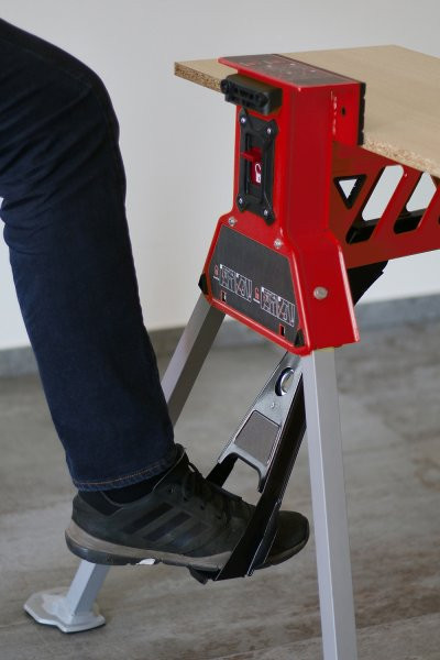 Stegla sklopiva prenosna sa postoljem 950mm FESTA