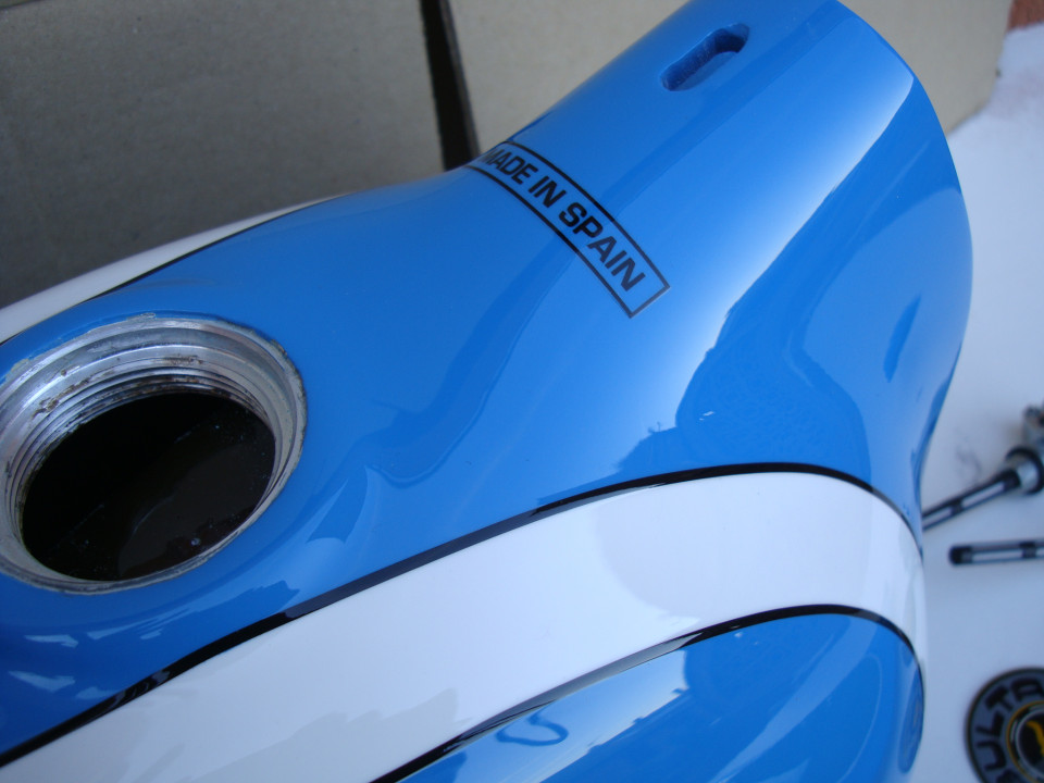 BULTACO PURSANG MK7 GASTANK AND SIDE PANELS MODEL 120 BULTACO PURSANG ...