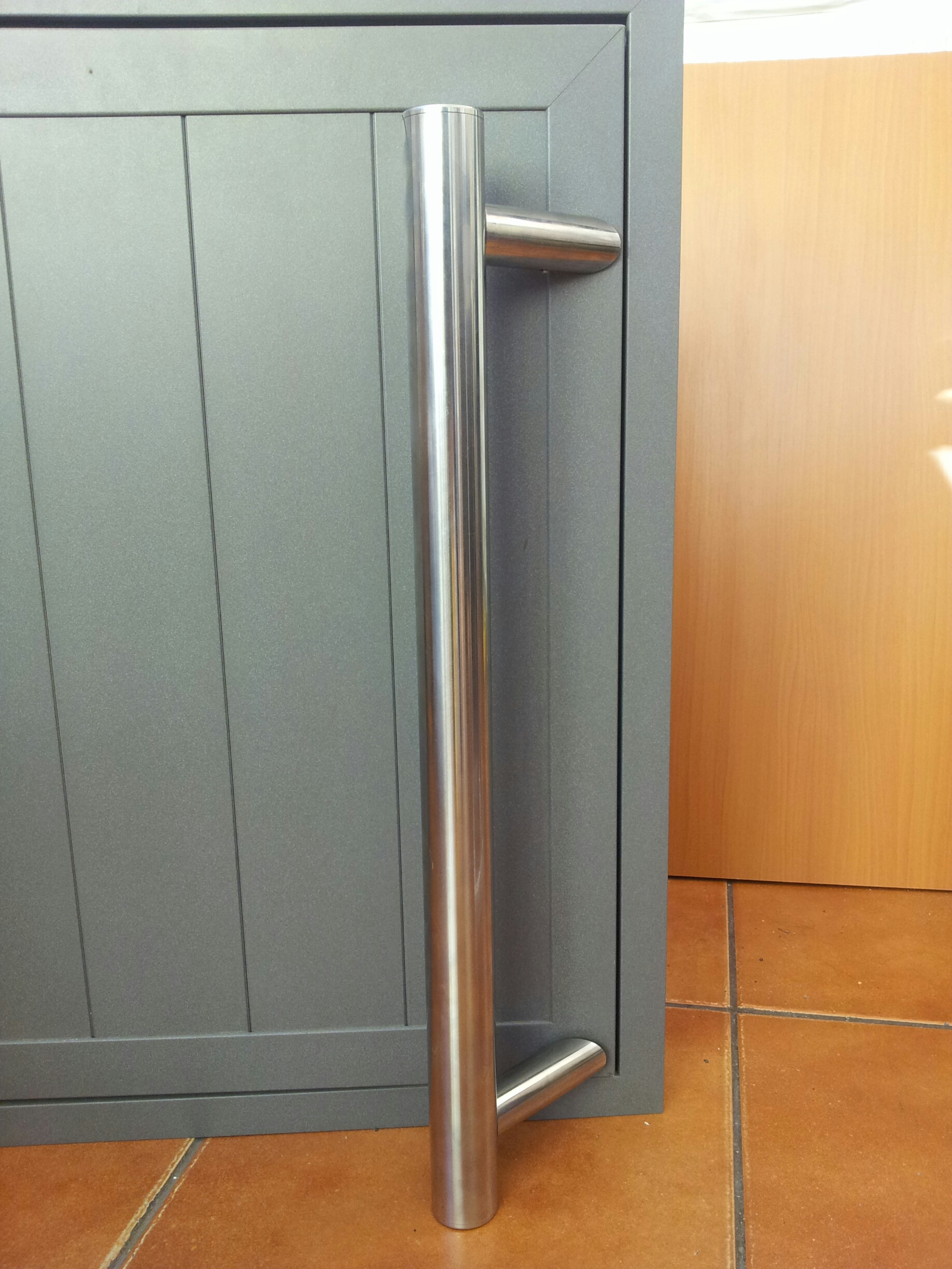 Maner tragator din inox, brat inclinat 45°, lungime 650 mm