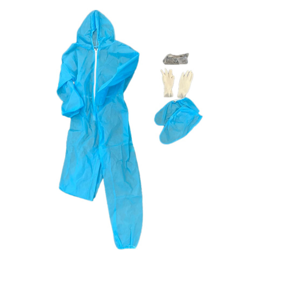 Kit costum de protectie si accesorii - Chilipirul Zilei