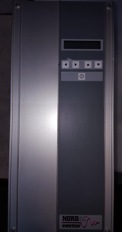 NORDAC Vector SK 7500/3 CT 76075023 7,5kW