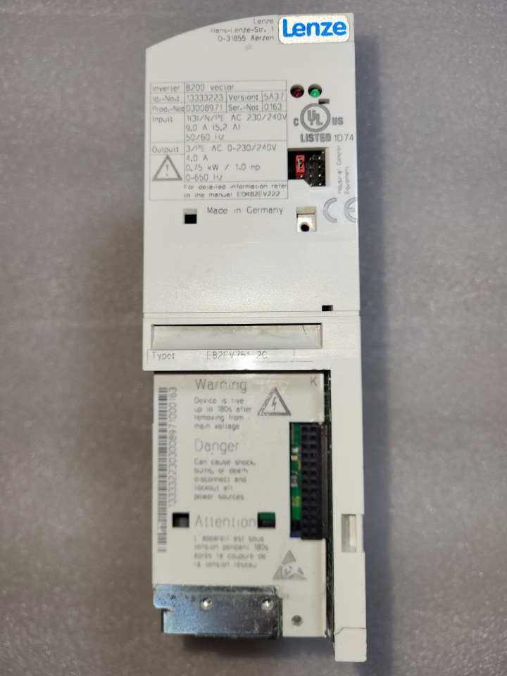 Convertizor de frecventa / VFD Lenze 8200 Vector 0.75kW