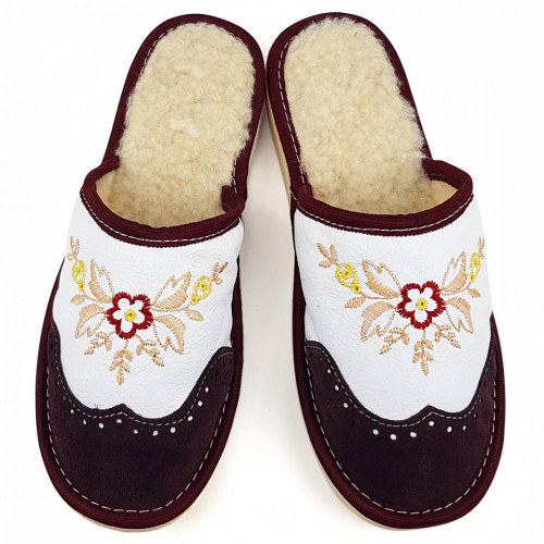 Papuci de Casa din Piele Intoarsa Imblaniti cu Lana Model 'London ...