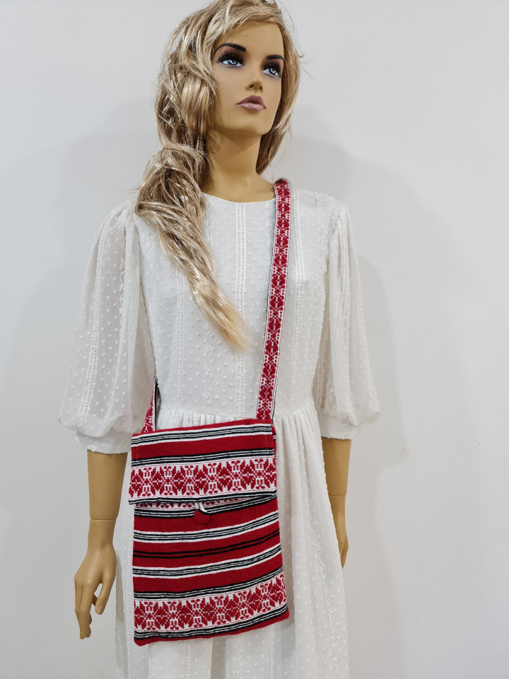 Traista Traditionala rosie