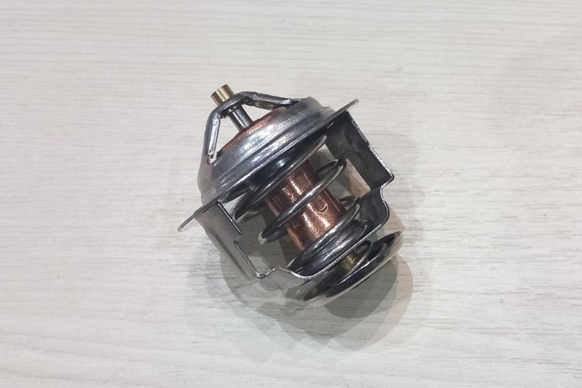 TERMOSTAT MITSUBISHI S4S/S6S 76,5C 32A46-02100