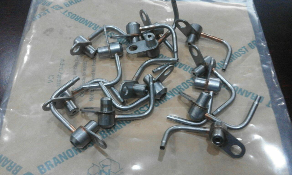 BRIZGALJKA ZA HLADJENJE KLIPA CATERPILLAR/PERKINS 2113A003