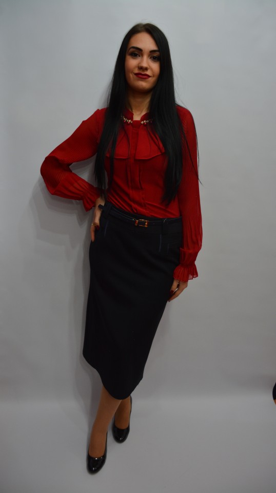 Fusta groasa de toamna-iarna confectionata din stofa bleumarin