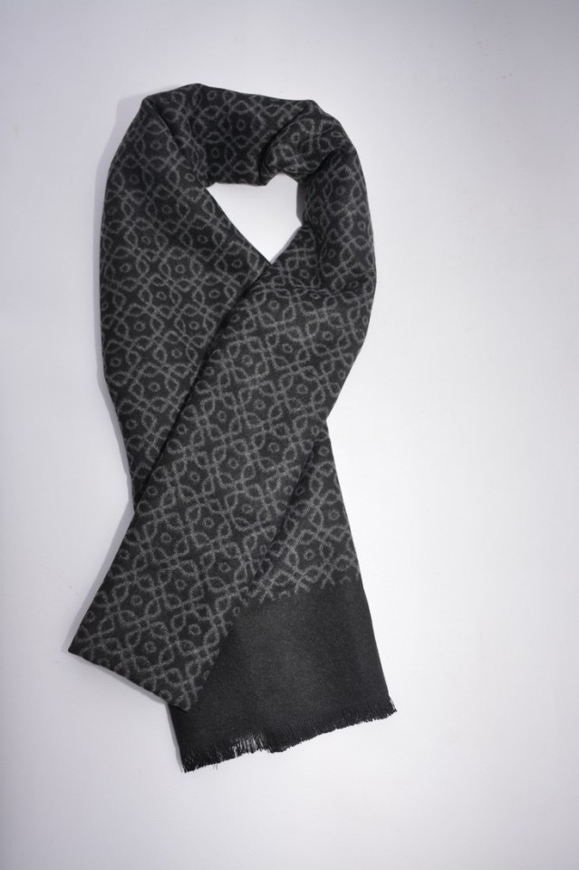 Fular rafinat, barbatesc cu design rafinat