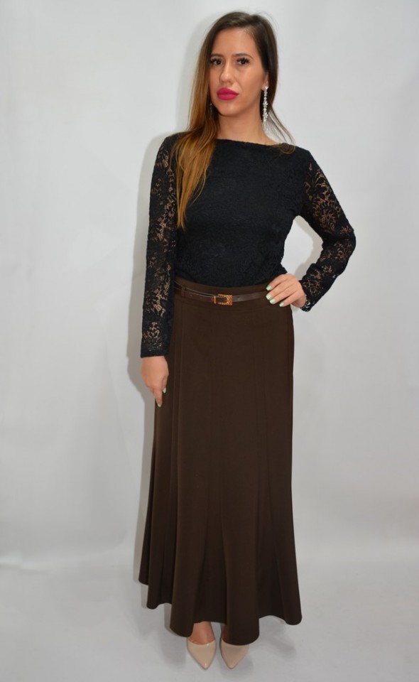 Fusta dama, in stil clos, usor evazata, lunga, pe culoarea maro