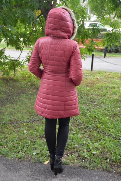 Jacheta tinereasca din fas fin, de culoare marsala, model lung