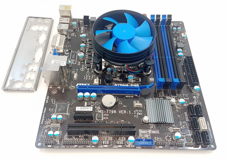 Placa de baza MSI B75MA-P45 + i5-2500 + cooler, LGA1155, 4 x DDR3, USB3 ...