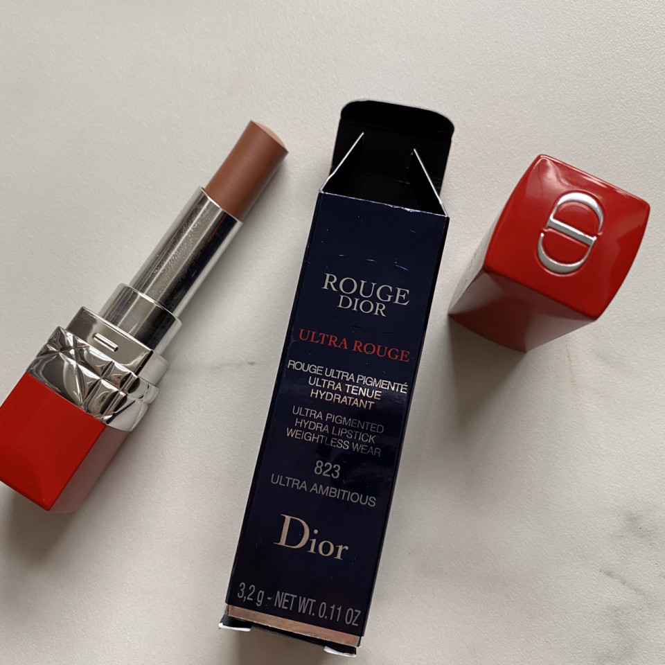 Ruj Dior Ultra Rouge, 823 Ambitious