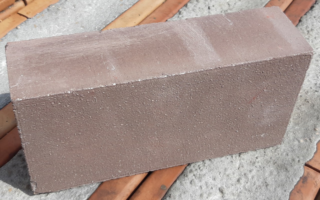 Caramida Refractara Maro 22x11x6 cm