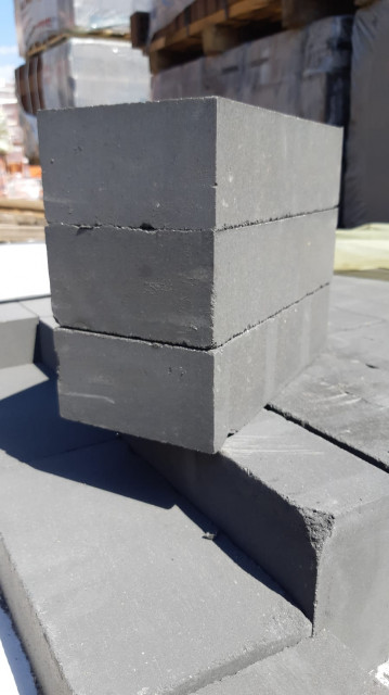 Caramida Refractara Neagra 22x11x6 cm