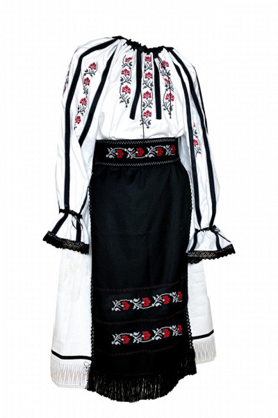 Costum traditional romanesc - Camelia
